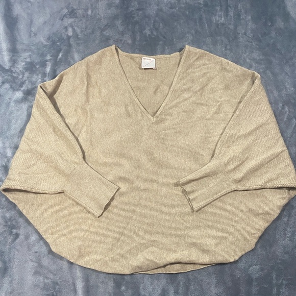 Kerisma | Sweaters | Kerisma Vneck Sweater In Light Tan | Poshmark